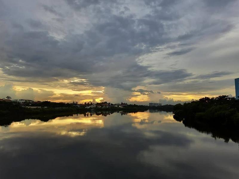 This week on Click | Calm and stillness in Ciudad de Iloilo by Jun ...
